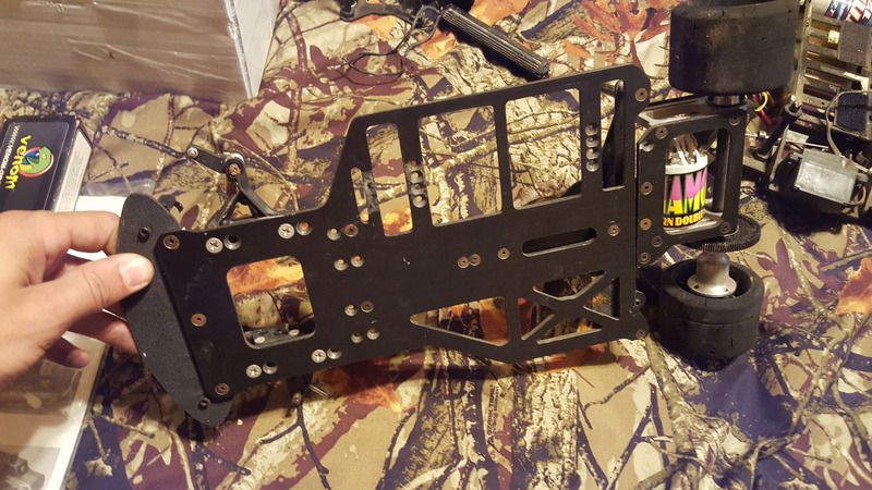 Need help identifying chassis - RCU Forums